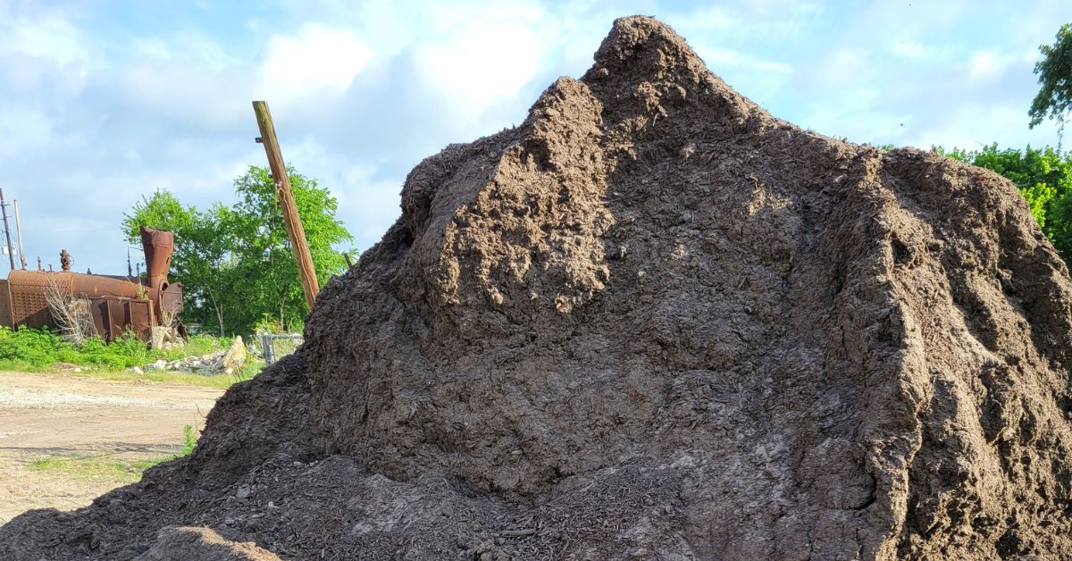 Dirt & Mulch Delivery Spring TX | Landscaping Materials | Home Delivery